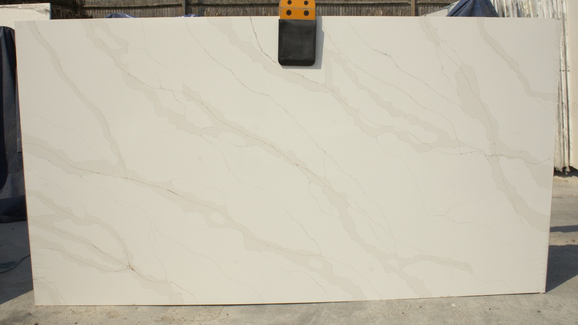 Calacatta Auric Quartz | Elegant Gold Veined Stone for Kitchens ...
