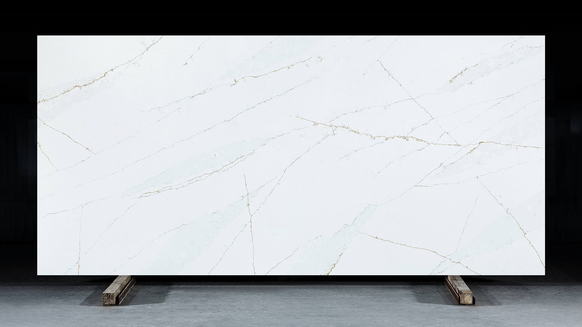 Calacatta Gold | Premium Marble-Look Surfaces for UK Homes | iStone Quartz